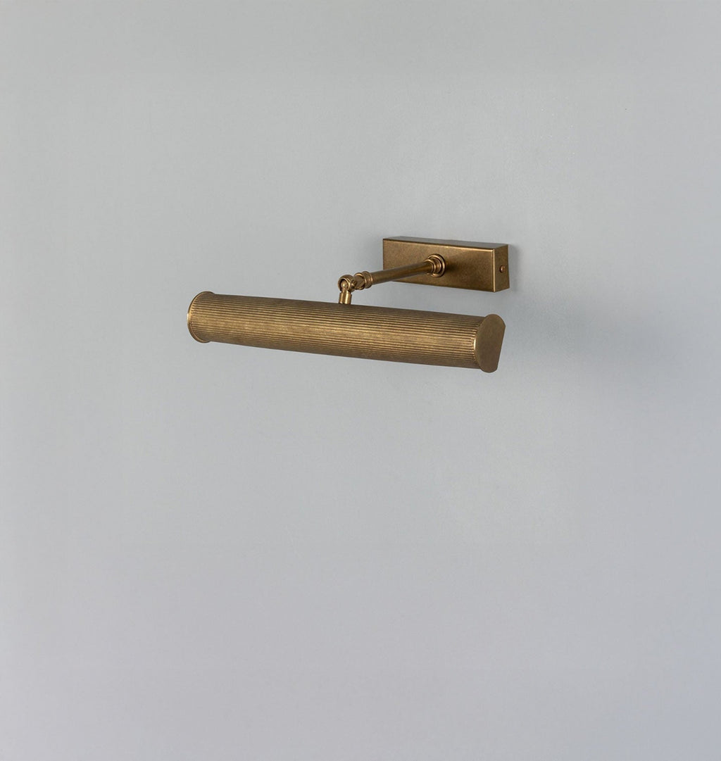 Amber Interiors - Cambridge Picture Light – Maison Quotidien